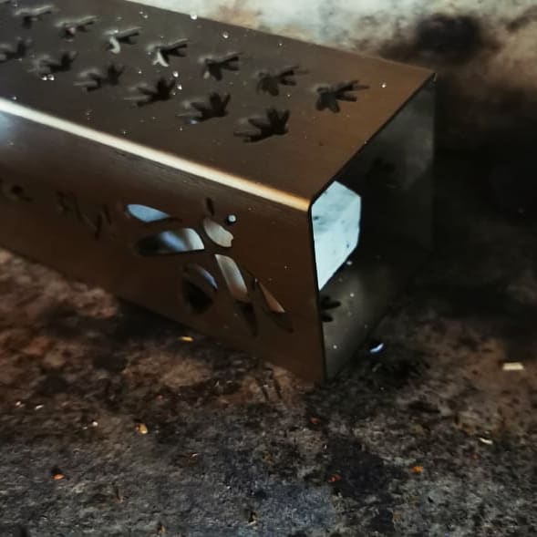 FIRE-FLY FIRE STARTER – www.onlinebraaishop.co.za